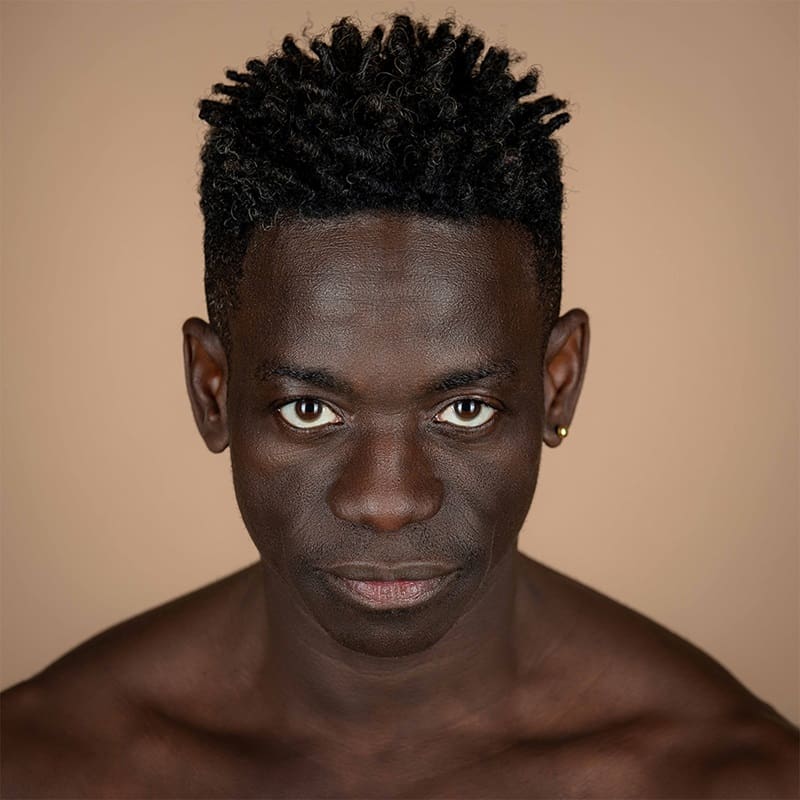 Clip | Zry Jephté et l‘afro-house spirituelle de « Mihen Nilo » - #AuxSons